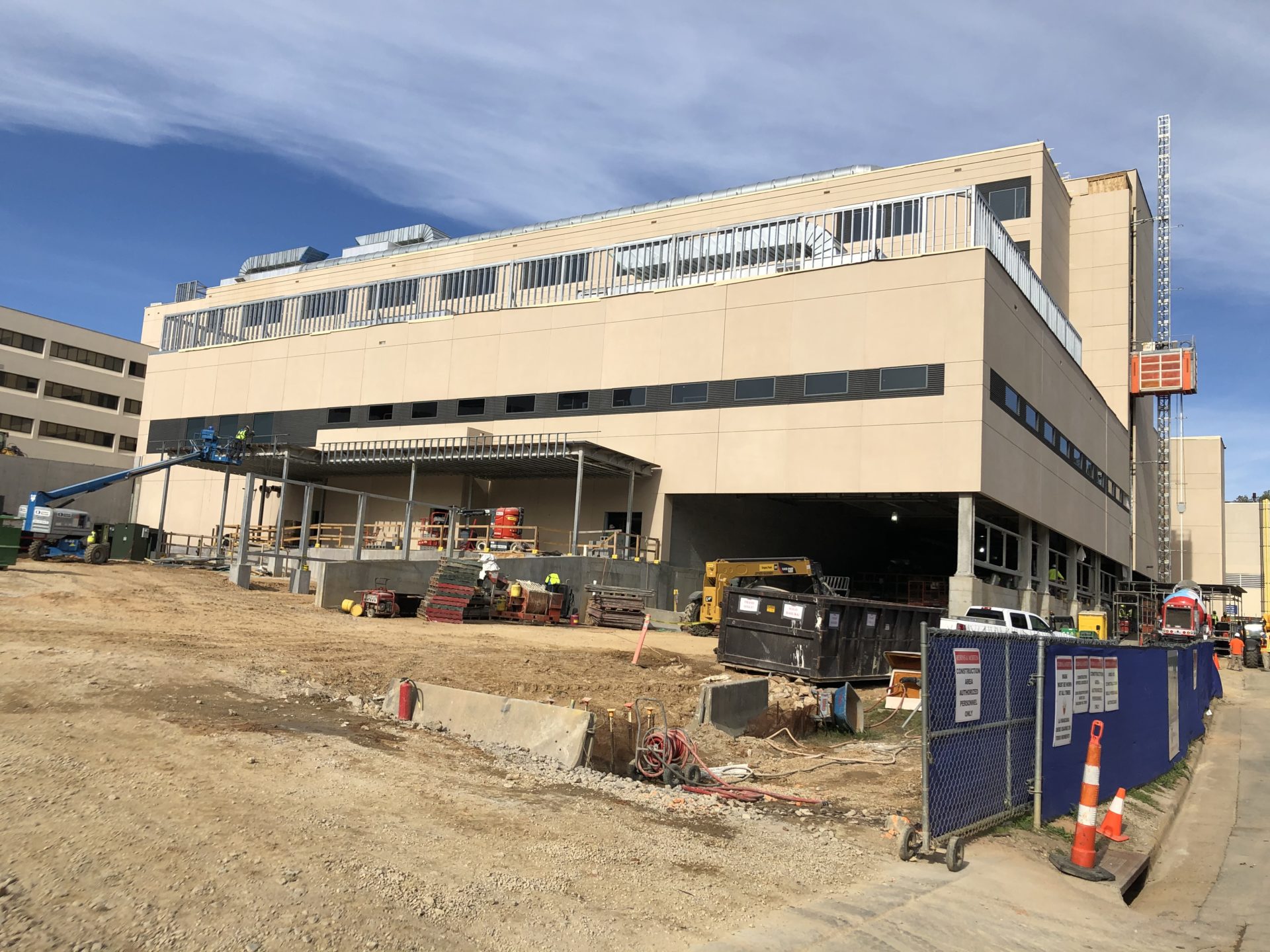 Duke Raleigh Hospital - Lyndon Steel